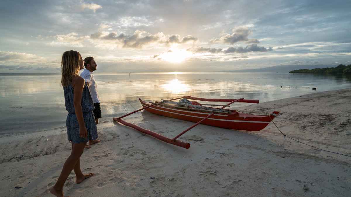 51+ Profitable Travel Niches to Start Travel Blog in 2025 - BLOGGER TECK
